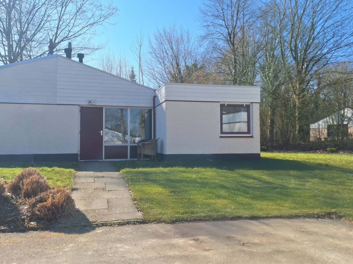 40 M² Huis ∙ 2 Slaapkamers ∙ 4 Gasten - Heerlen