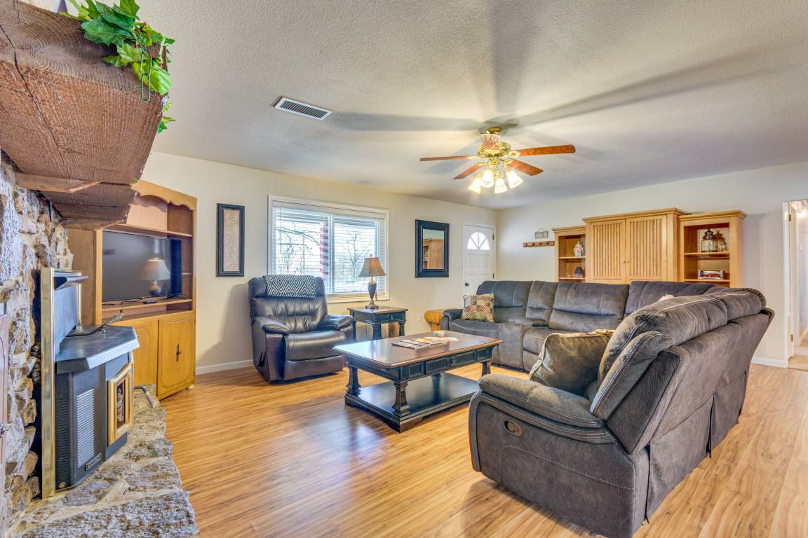 130 M² House ∙ 3 Bedrooms ∙ 6 Guests - Harding University, Searcy