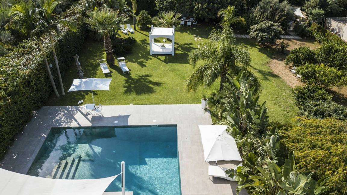 180 M² Villa ∙ 2 Bedrooms ∙ 4 Guests - Terrasini