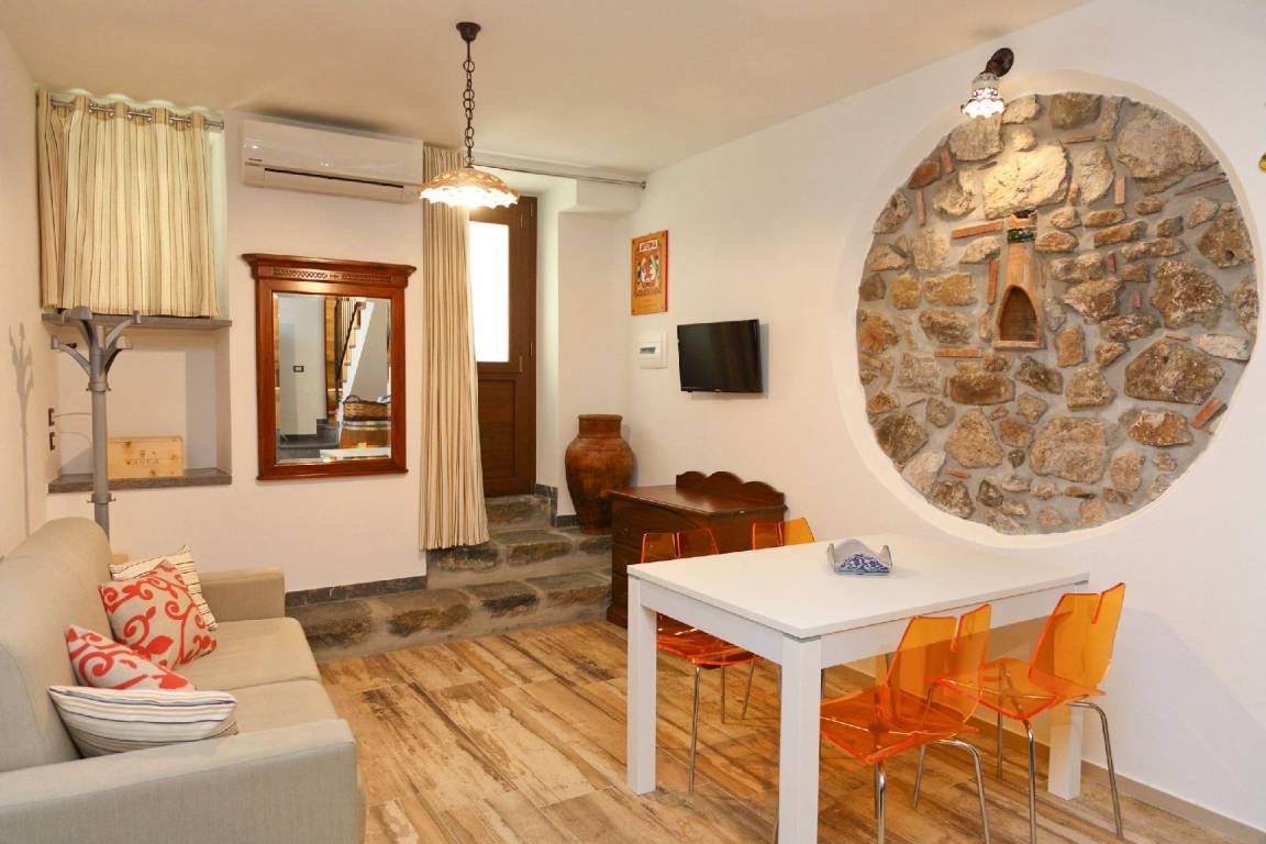 60 M² Apartment ∙ 2 Bedrooms ∙ 6 Guests - Cefalù