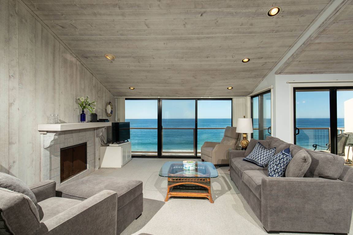 128 M² Apartment ∙ 2 Bedrooms ∙ 4 Guests - Encinitas, CA