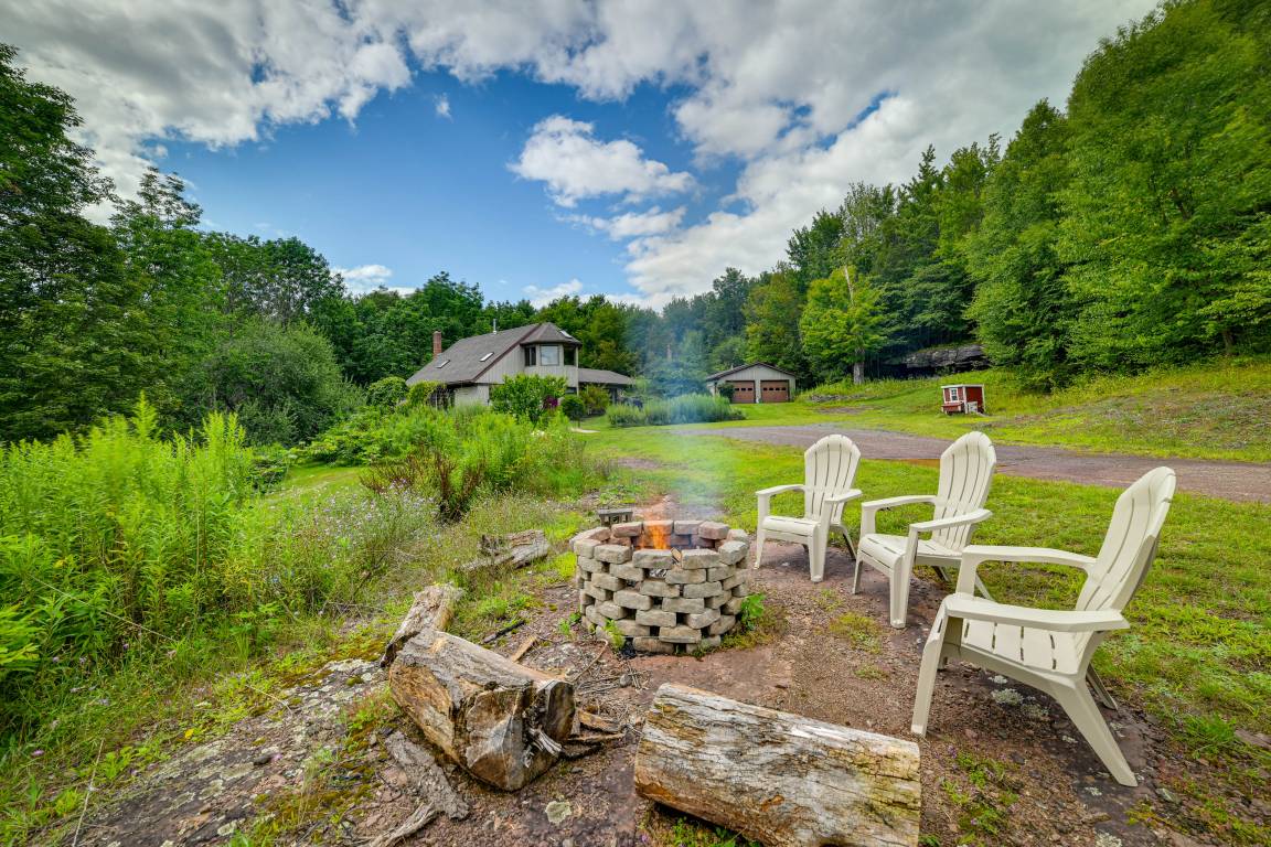 325 M² House ∙ 4 Bedrooms ∙ 12 Guests - Hobart, NY