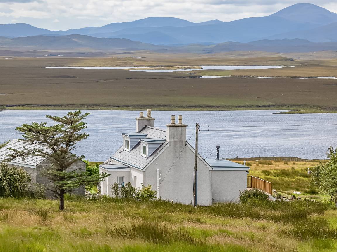 Cottage ∙ 2 Bedrooms ∙ 4 Guests - Stornoway