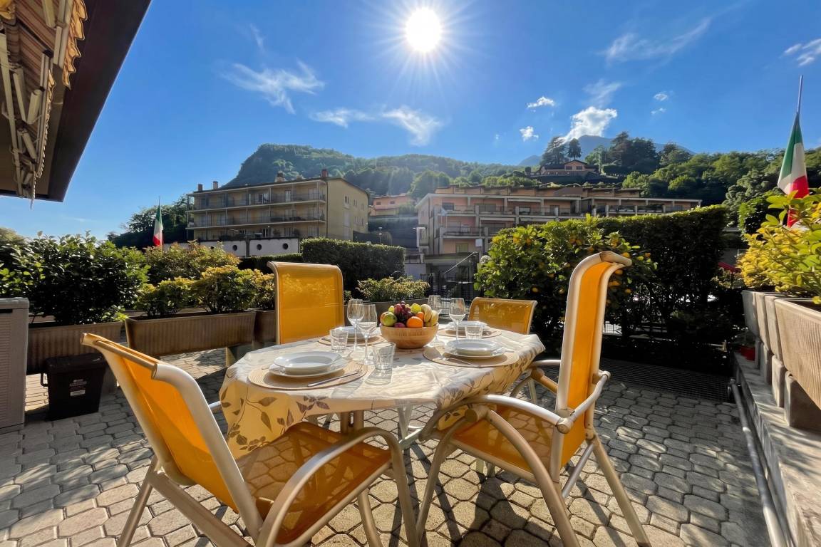 75 M² Appartement ∙ 2 Chambres ∙ 4 Personnes - Menaggio