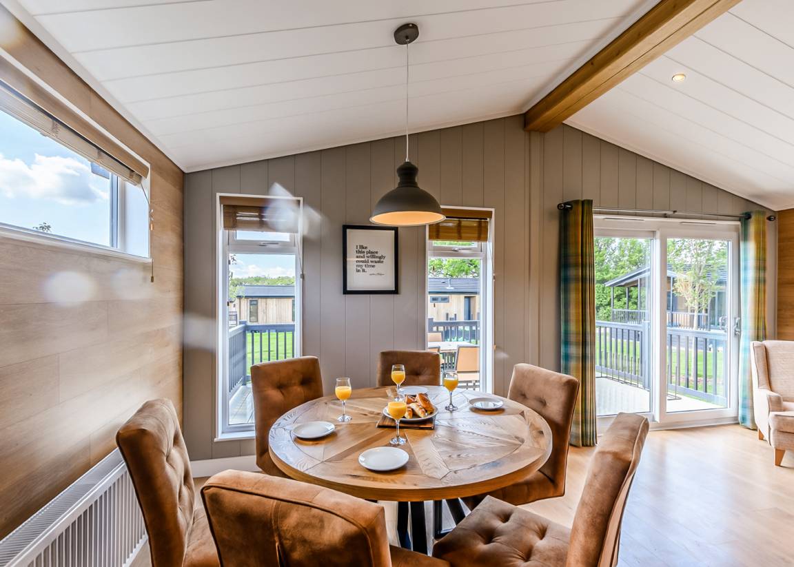 Chalet ∙ 3 Habitaciones ∙ 6 Huéspedes - Stratford-upon-Avon
