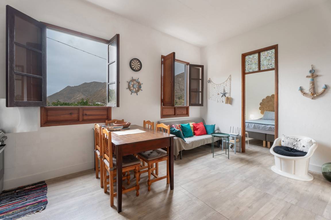 60 M² House ∙ 2 Bedrooms ∙ 4 Guests - La Gomera