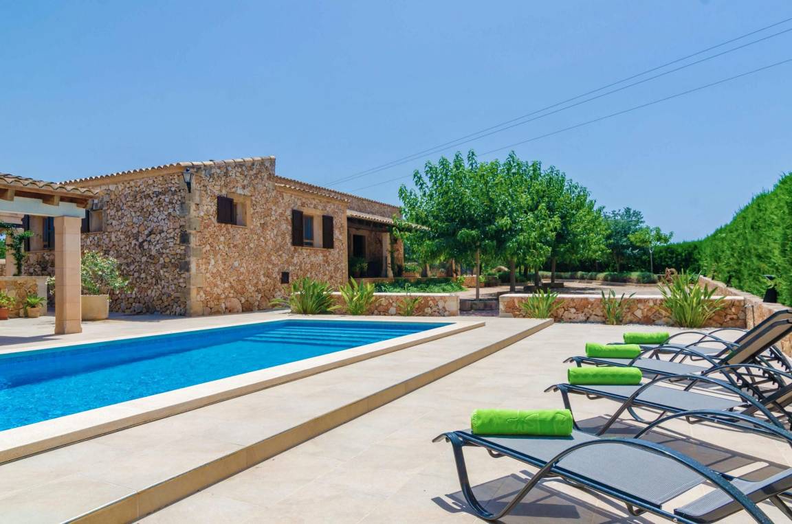 126 M² Villa ∙ 2 Bedrooms ∙ 4 Guests - Petra