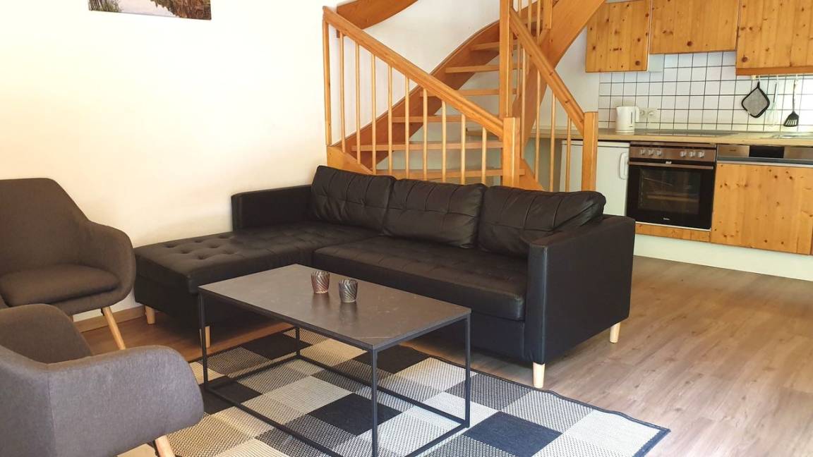 82 M² Ferienhaus ∙ 4 Schlafzimmer ∙ 9 Gäste - Nieheim