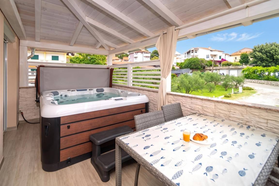 70 M² Ferienwohnung ∙ 2 Schlafzimmer ∙ 6 Gäste - Supetarska Draga