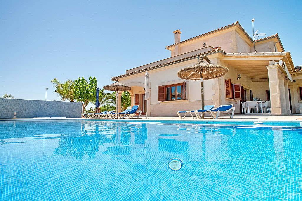 231 M² Finca ∙ 4 Schlafzimmer ∙ 8 Gäste - Muro