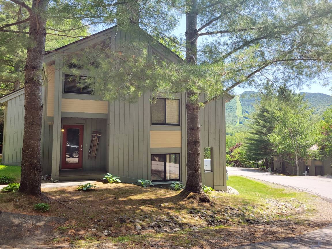 153 M² House ∙ 3 Bedrooms ∙ 9 Guests - New Hampshire (State)