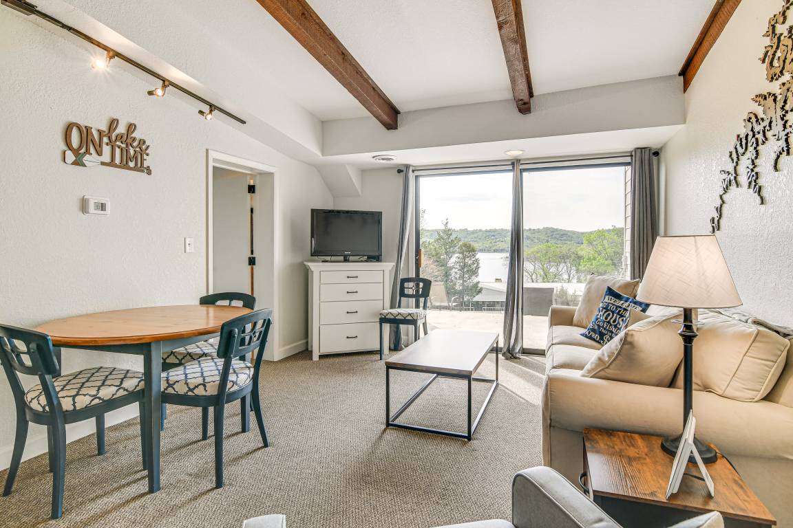 65 M² Apartamento ∙ 2 Habitaciones ∙ 8 Huéspedes - Kimberling City, MO