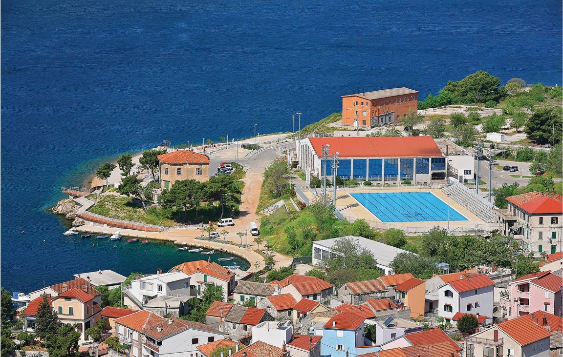 260 M² Ferienhaus ∙ 4 Schlafzimmer ∙ 8 Gäste - Šibenik