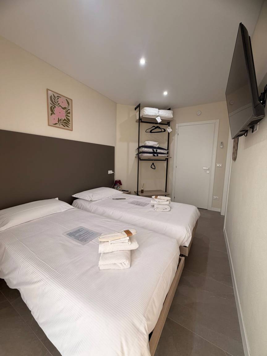 14 M² Private Room ∙ 1 Bedroom ∙ 2 Guests - Brescia