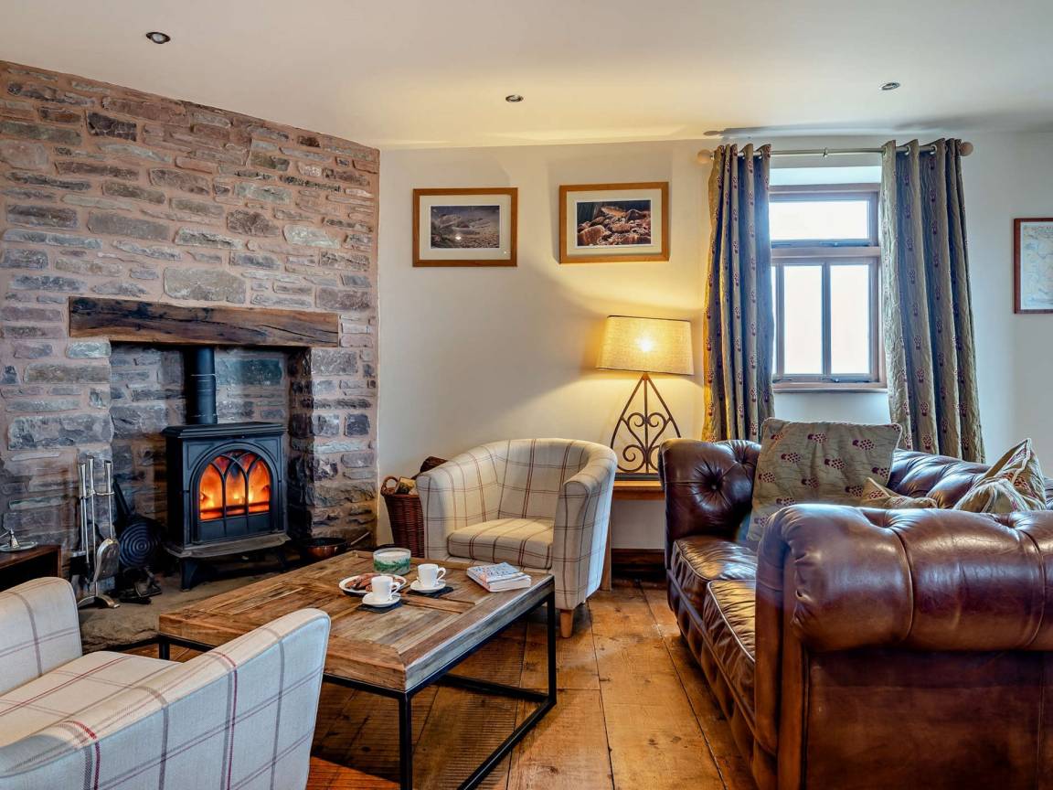 Cottage ∙ 2 Bedrooms ∙ 4 Guests - Brecon