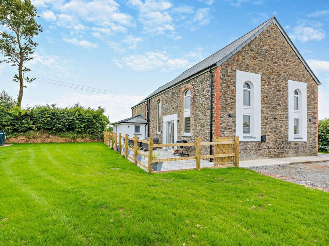 Cottage ∙ 4 Bedrooms ∙ 8 Guests - Devon