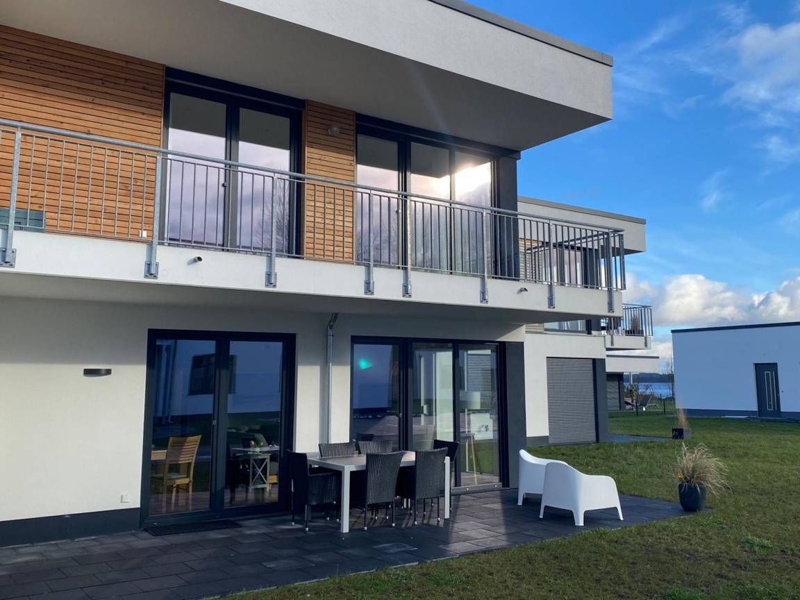 80 M² Apartment ∙ 2 Bedrooms ∙ 4 Guests - Schwerin