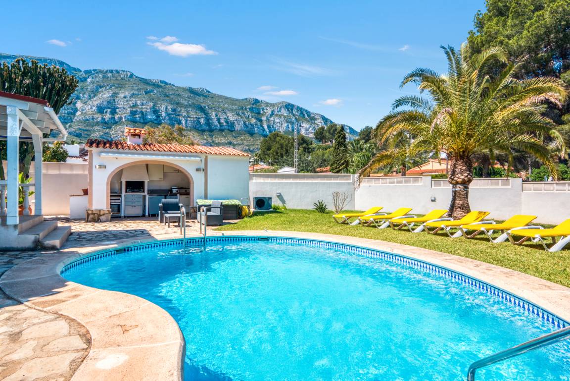 120 M² Villa ∙ 3 Bedrooms ∙ 6 Guests - Dénia