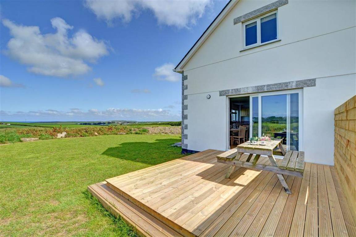 Cottage ∙ 3 Bedrooms ∙ 6 Guests - Mawgan Porth
