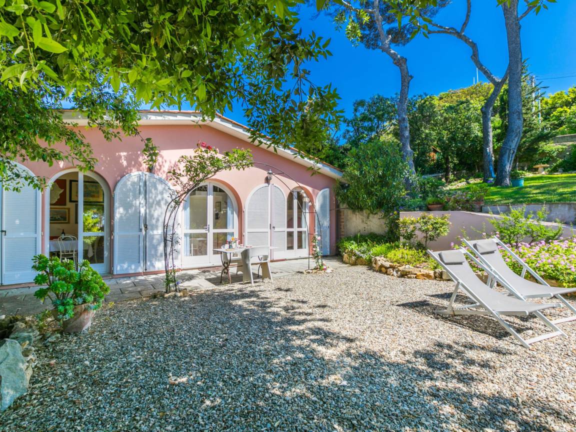 50 M² House ∙ 1 Bedroom ∙ 2 Guests - Livorno