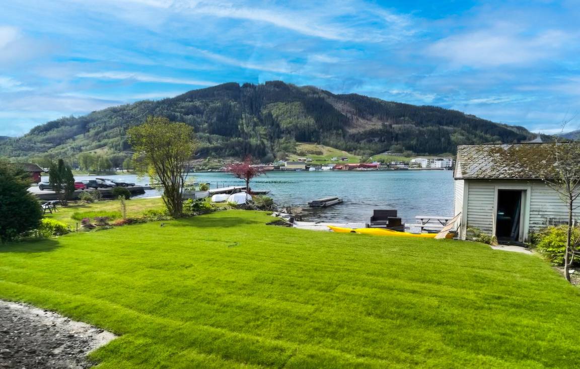 143 M² House ∙ 2 Bedrooms ∙ 8 Guests - Øystese