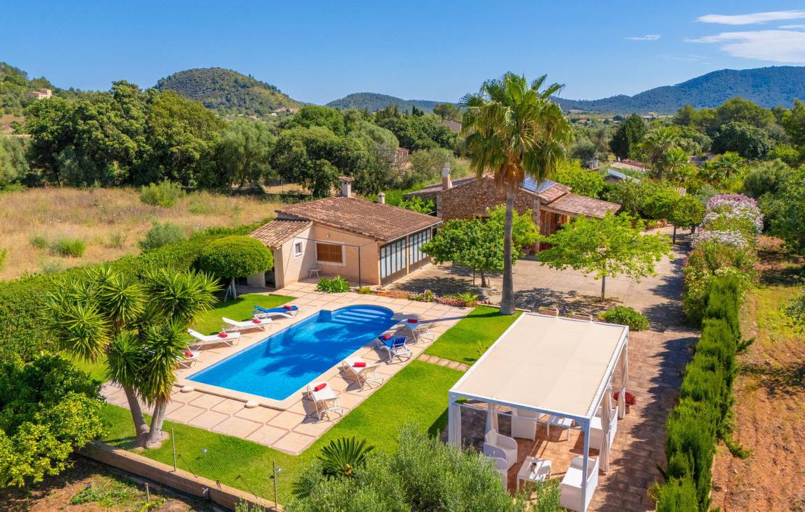 150 M² House ∙ 4 Bedrooms ∙ 8 Guests - Cala Bona