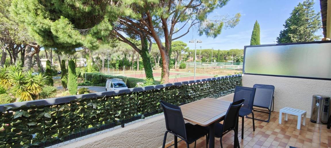 55 M² Appartement ∙ 1 Chambre ∙ 2 Personnes - ibis budget Fréjus Capitou A8