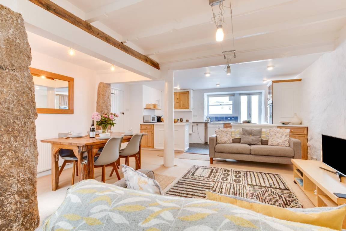 Apartment ∙ 1 Bedroom ∙ 4 Guests - St Ives