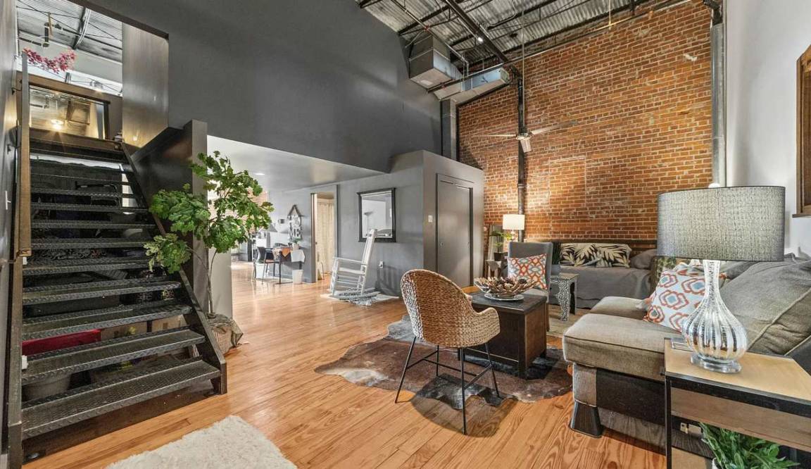 Apartment ∙ 2 Bedrooms ∙ 4 Guests - CAJUNDOME & Convention Center