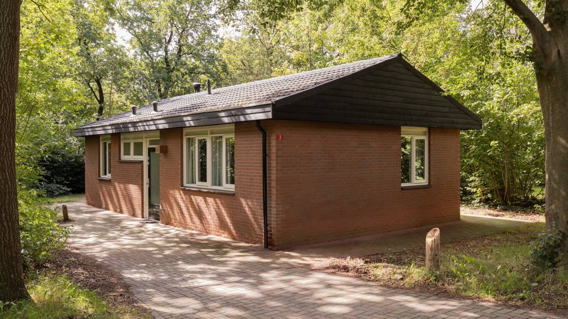 60 M² Bungalow ∙ 4 Habitaciones ∙ 6 Huéspedes - Putten