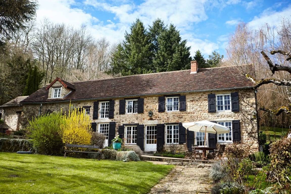 180 M² Maison De Vacances ∙ 3 Chambres ∙ 6 Personnes - Cluny
