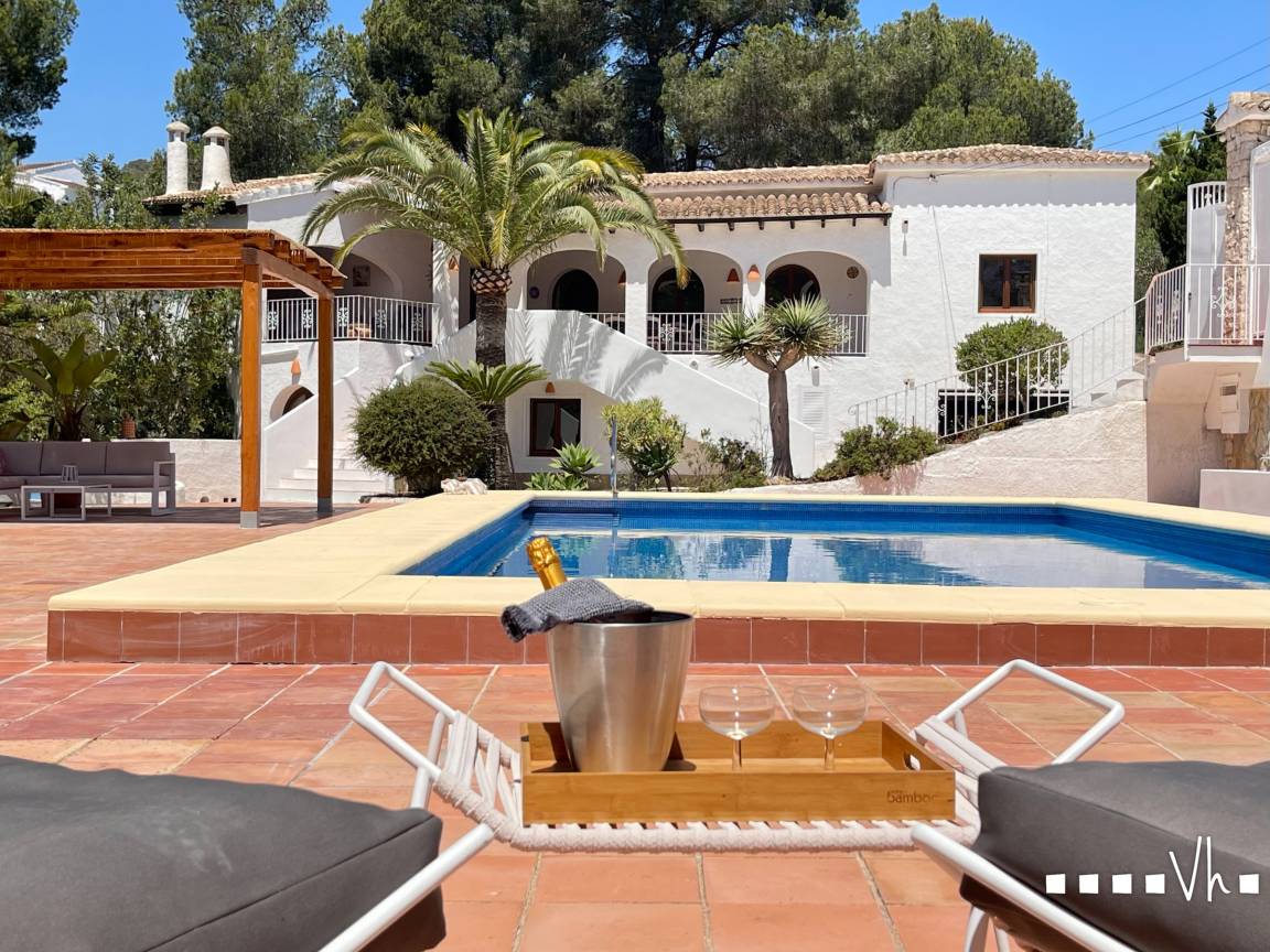 355 M² Villa ∙ 5 Habitaciones ∙ 10 Huéspedes - Benitachell