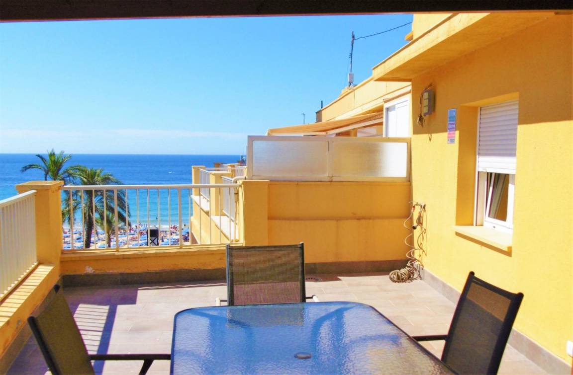100 M² Apartment ∙ 2 Bedrooms ∙ 6 Guests - Benidorm