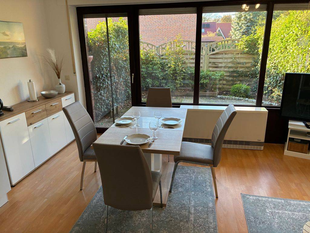 54 M² Ferienwohnung ∙ 1 Schlafzimmer ∙ 3 Gäste - Varel