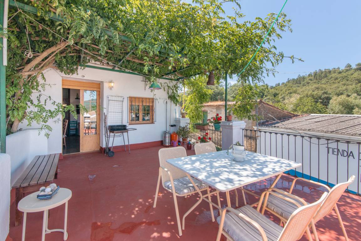 80 M² Casa ∙ 3 Habitaciones ∙ 7 Huéspedes - Almonaster la Real