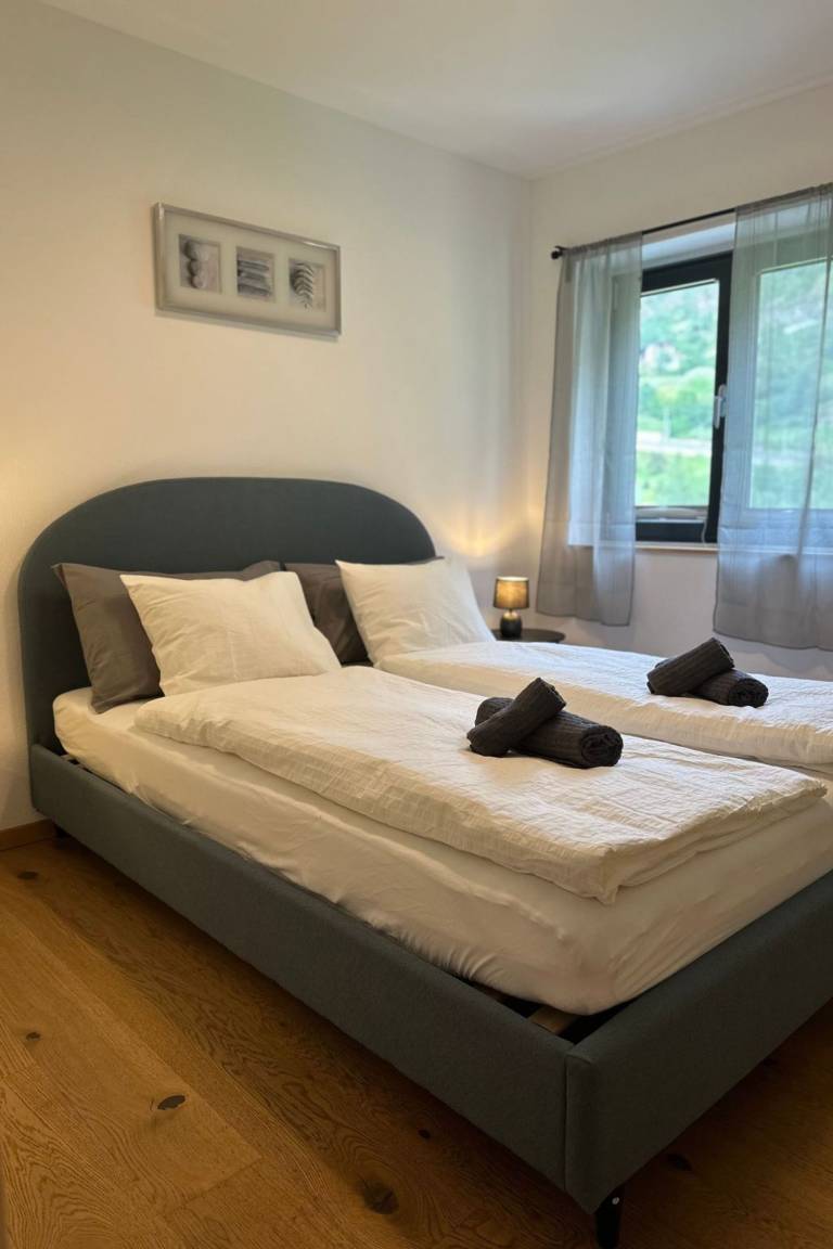50 M² Ferienwohnung ∙ 1 Schlafzimmer ∙ 4 Gäste - Stalden