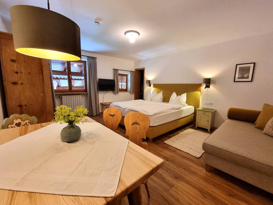 55 M² Ferienwohnung ∙ 4 Gäste - Grassau