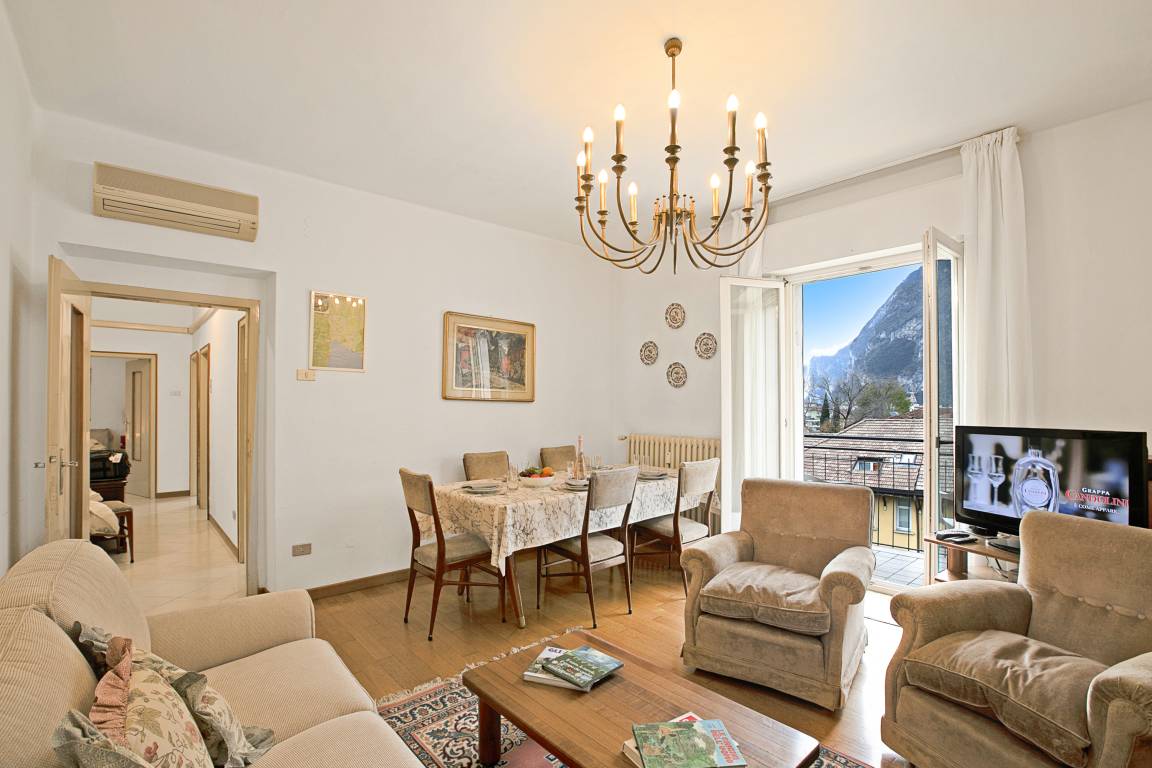 120 M² Apartamento ∙ 3 Habitaciones ∙ 5 Huéspedes - Riva del Garda