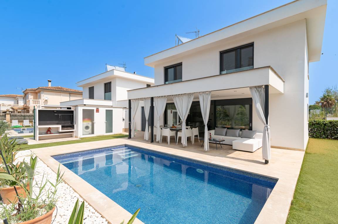 120 M² Villa ∙ 4 Schlafzimmer ∙ 7 Gäste - Muro