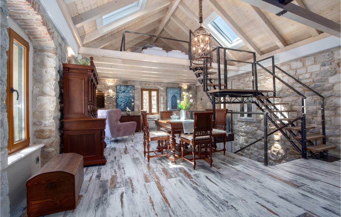 180 M² Casa ∙ 1 Habitación ∙ 8 Huéspedes - Omiš