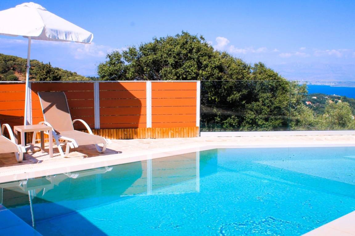 70 M² Villa ∙ 2 Bedrooms ∙ 4 Guests - Ksamil