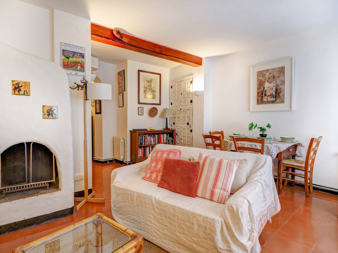80 M² Apartment ∙ 2 Bedrooms ∙ 4 Guests - Sitges