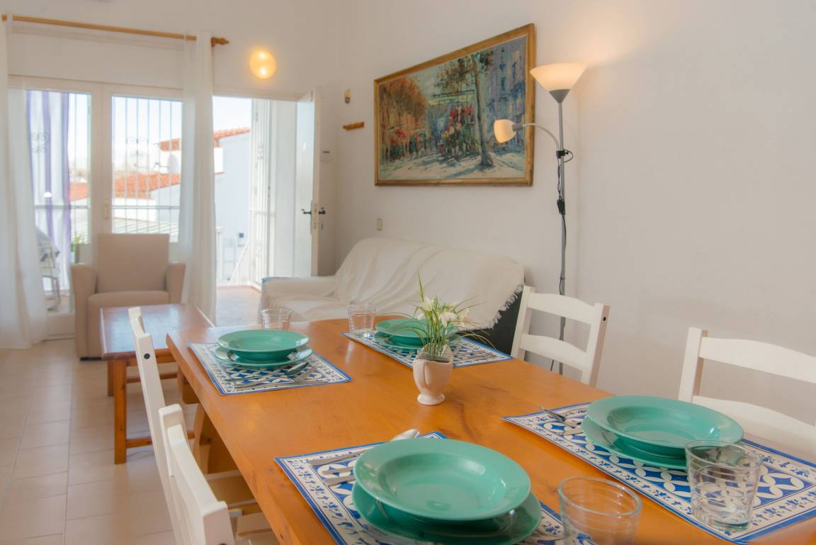 60 M² Apartamento ∙ 2 Habitaciones ∙ 4 Huéspedes - Ampuriabrava