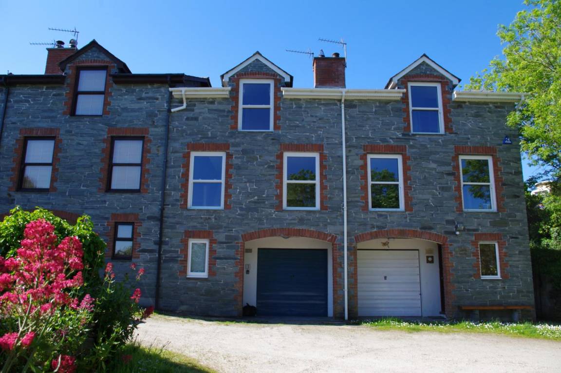 코티지 (자연 속의 작은 별장) ∙ 침실 3개 ∙ 게스트 6명 - 패드스토