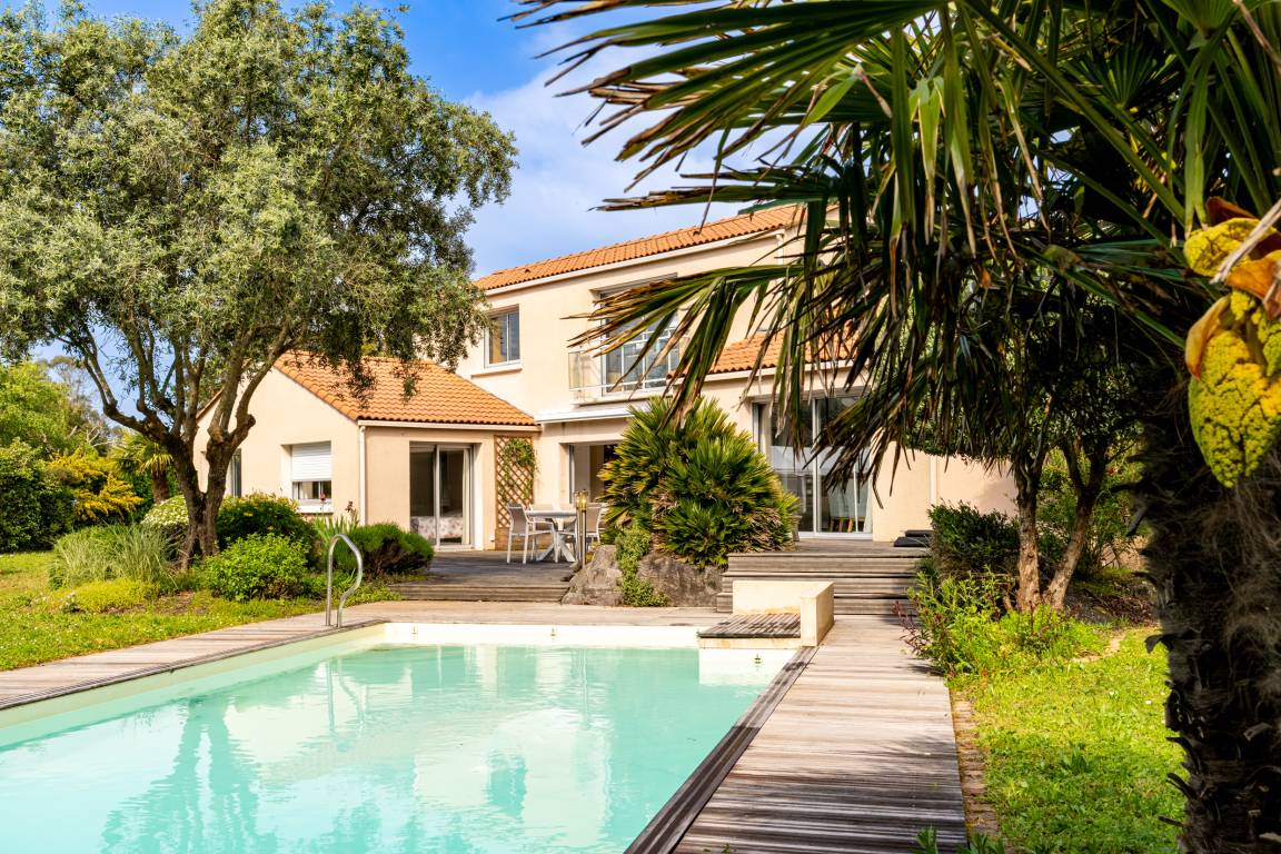 110 M² Villa ∙ 4 Sovrum ∙ 8 Gäster - La Plaine-sur-Mer