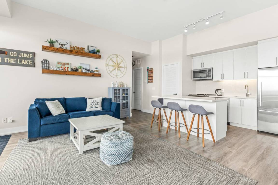 70 M² Apartamento ∙ 1 Habitación ∙ 3 Huéspedes - Barrie
