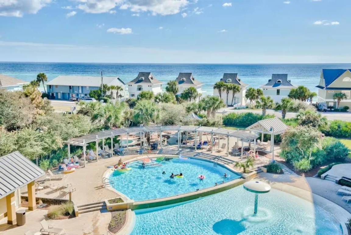 97 M² House ∙ 1 Bedroom ∙ 4 Guests - Miramar Beach, FL