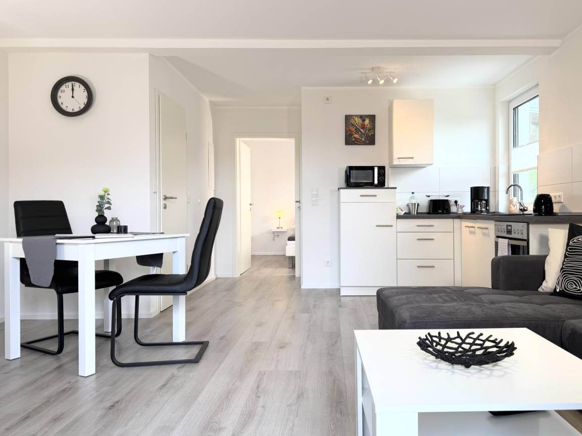 45 M² Ferienwohnung ∙ 2 Schlafzimmer ∙ 2 Gäste - Diemelsee