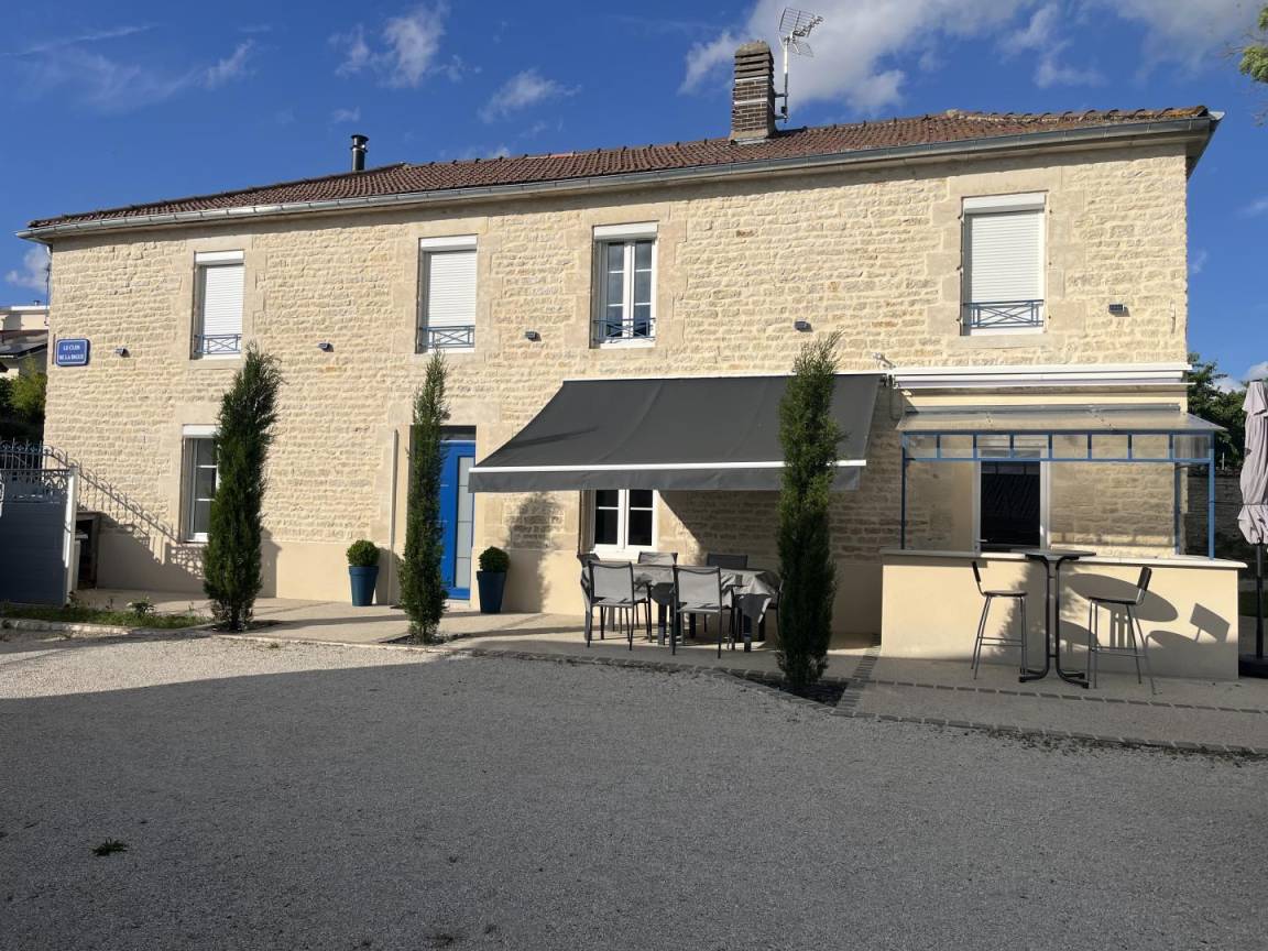 268 M² Gîte ∙ 5 Chambres ∙ 14 Personnes - Dolancourt