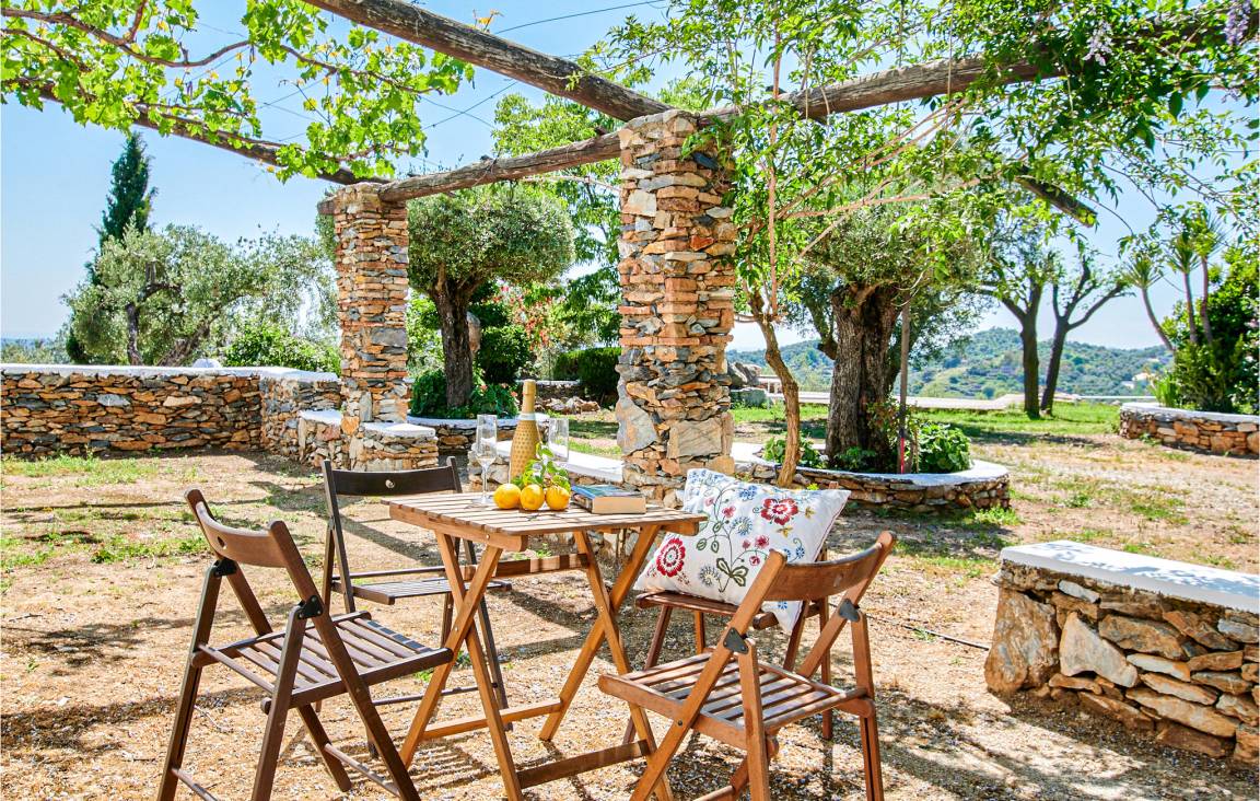 60 M² House ∙ 1 Bedroom ∙ 2 Guests - Constantina